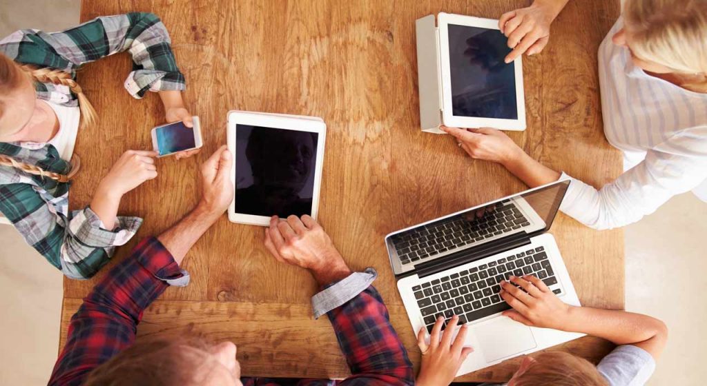 10 QUOTES: On technology and the family | Reformed Perspective